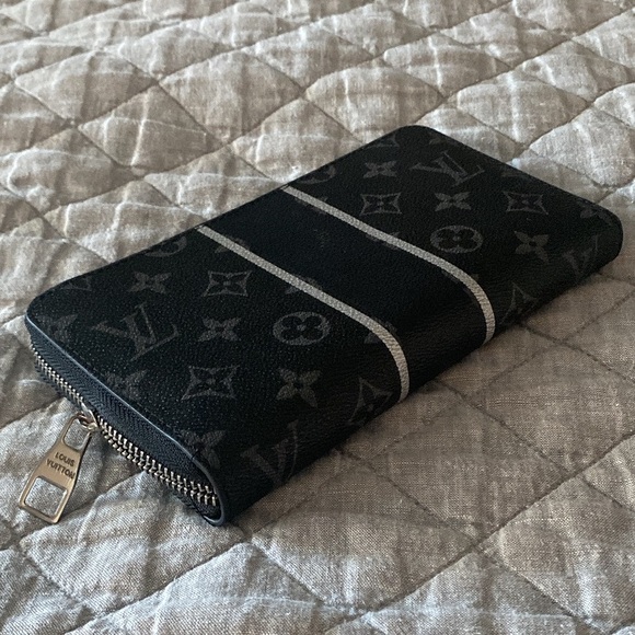 Louis Vuitton | Bags | Louis Vuitton Monogram Eclipse Flashy Zippy ...